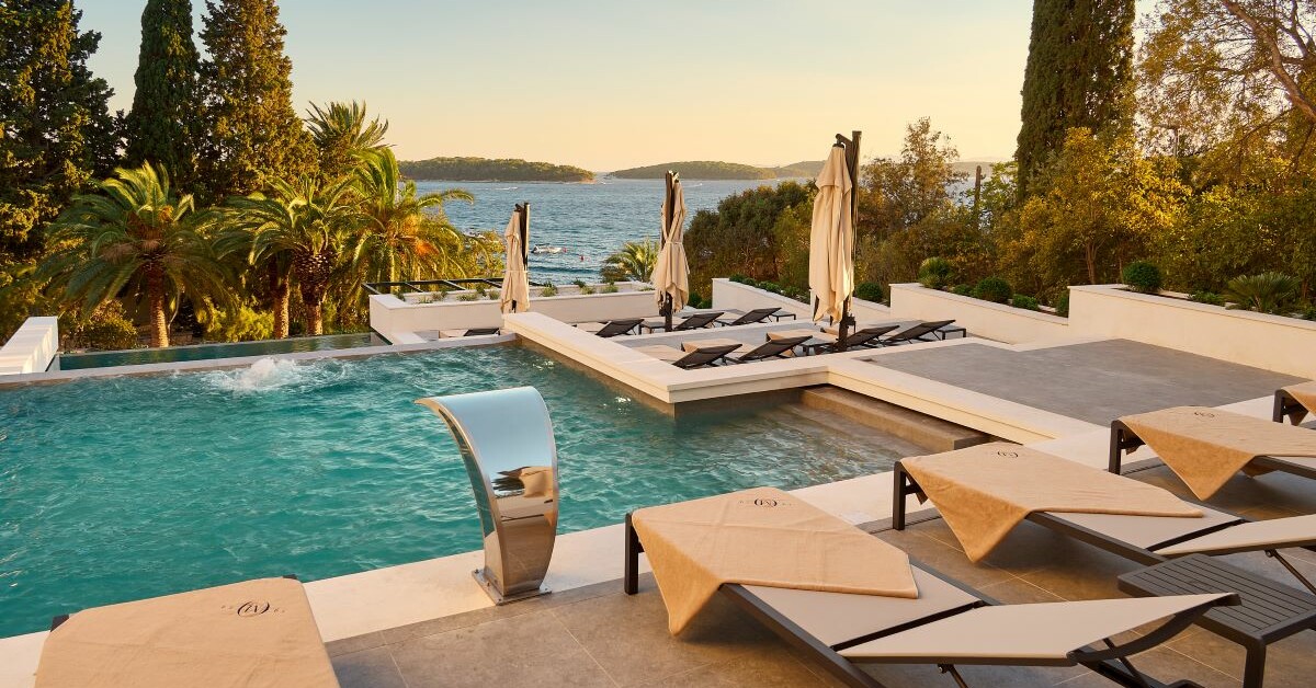 Hvar, Hotel Moeesy, Blue & Green Oasis 5* (ex Hotel Croatia), Otvareno ...