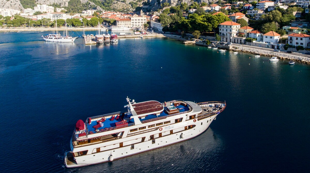Brod Kleopatra - Krstarenje iz Splita - Mondo Travel